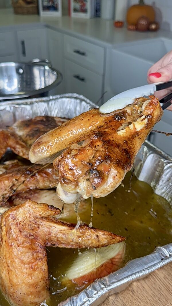 Make Ahead Turkey Gravy - Melissa Jo Real Recipes